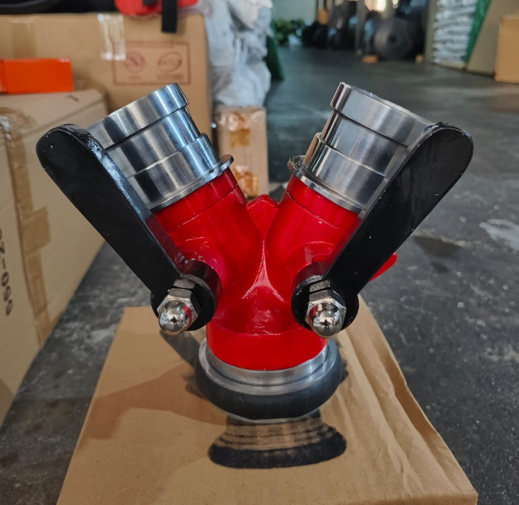Y CONNECTION HYDRANT